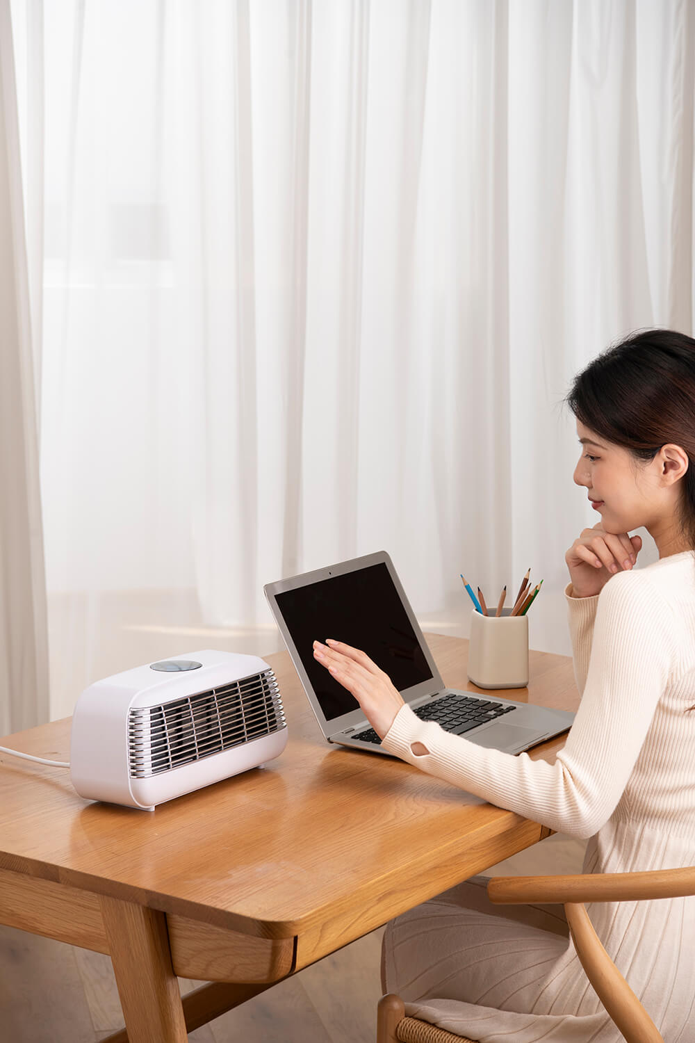 Digital RETRO PTC heater 1500W – Celsiusx