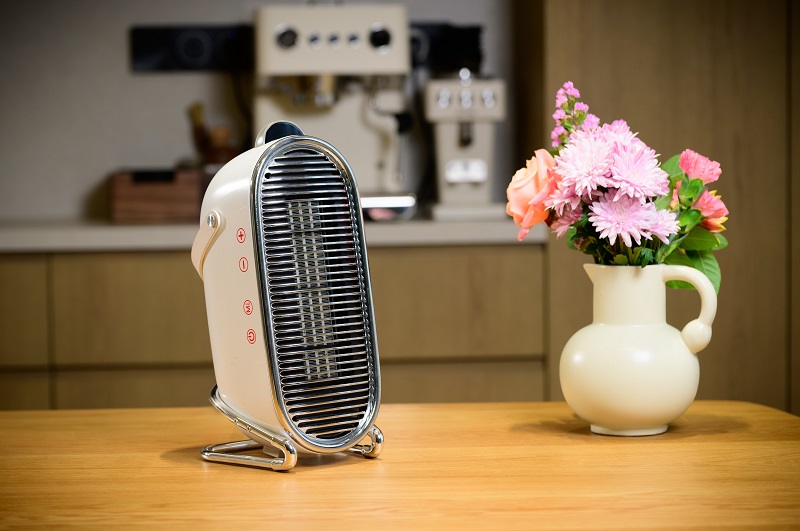 Digital RETRO PTC heater with aluminum air outlet 1500W – Celsiusx